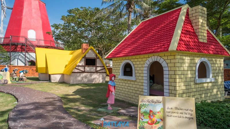 PATTAYA SHEEP FARM อาณาจักรของแกะ ที่อยากให้คุณแวะเข้าไปสัมผัส